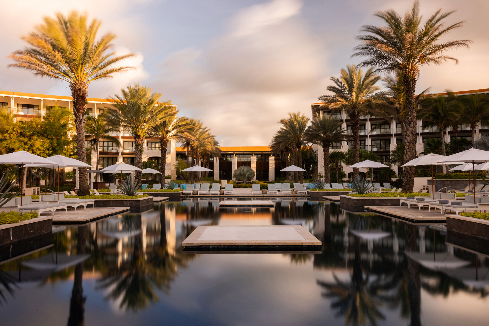 Unico Hotel Collection | Legendary Vacation Club